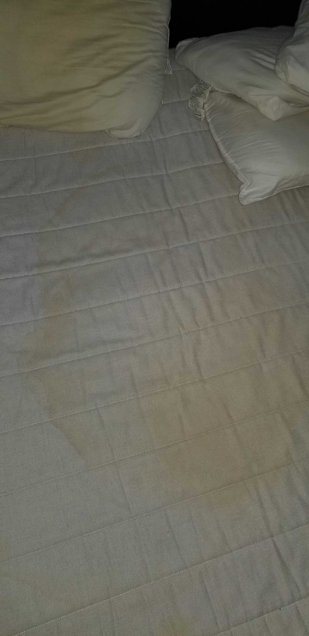 How To Remove Stains from The Mattress (And Other Bed Related Cleaning ...
